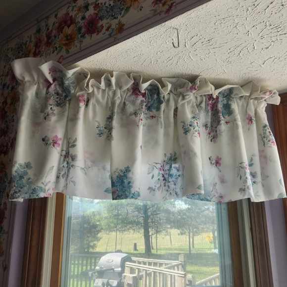 Ellison | Bedding | 1 Piece Ellison King Size Bedroom Set | Poshmark